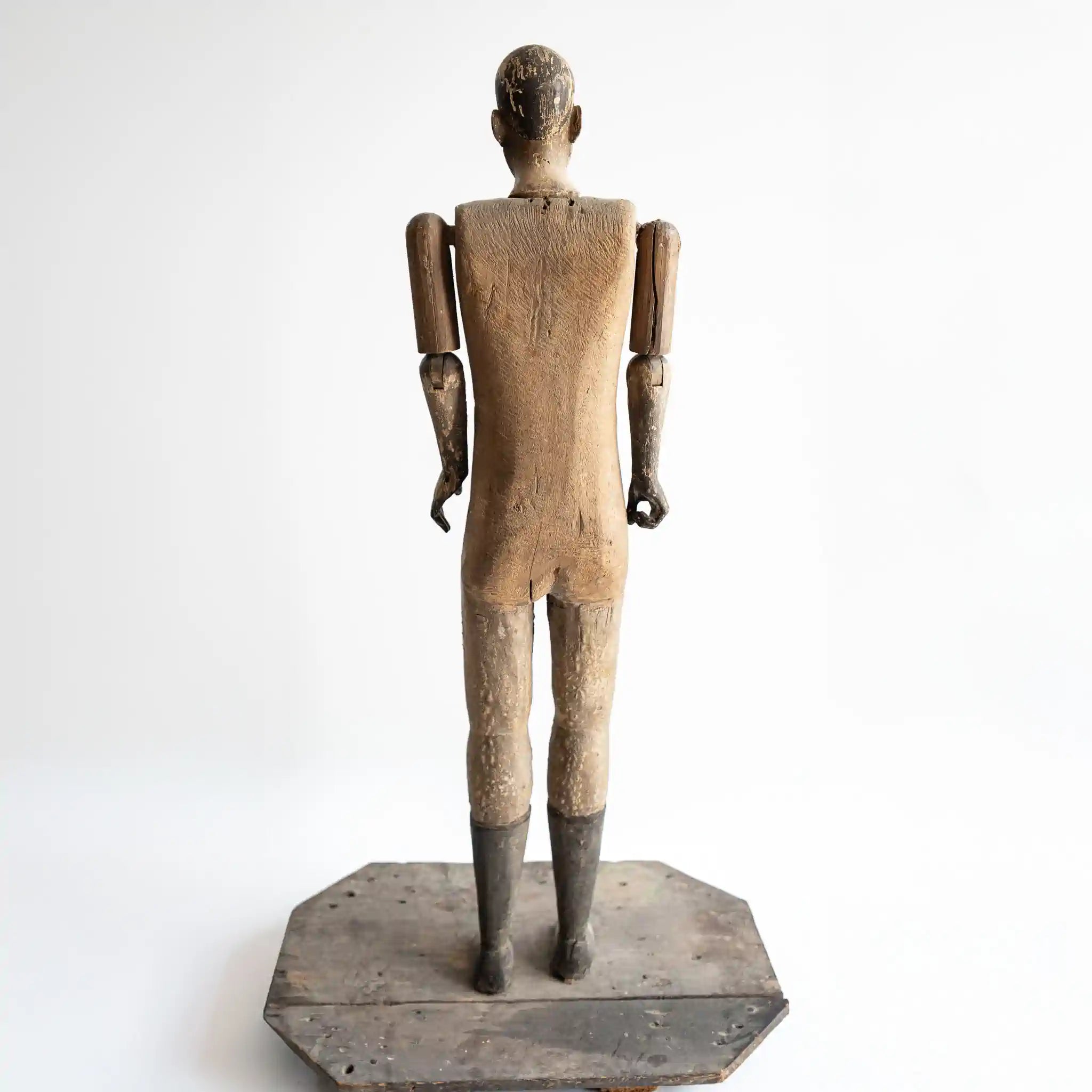 Vintage Wooden Man – VITA COLLAGE